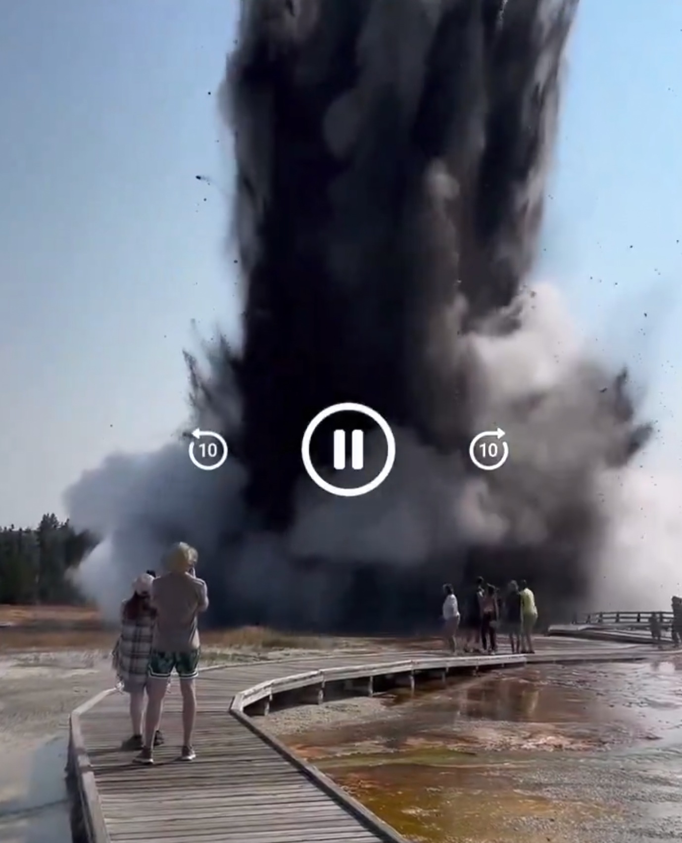 Una explosión en el Parque de Yellowstone pero, ¿qué fue?