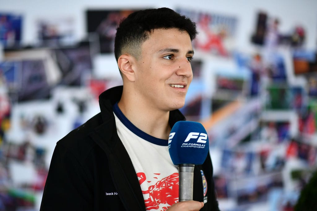 ¿Quién es Isack Hadjar el nuevo piloto de Racing Bulls?
