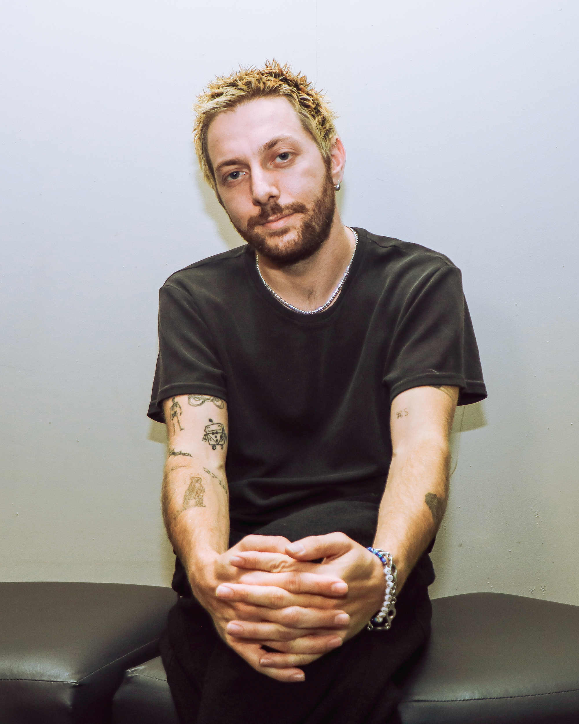 Entrevista a Josh Conway de The Marías: el proceso creativo de 'Submarine'