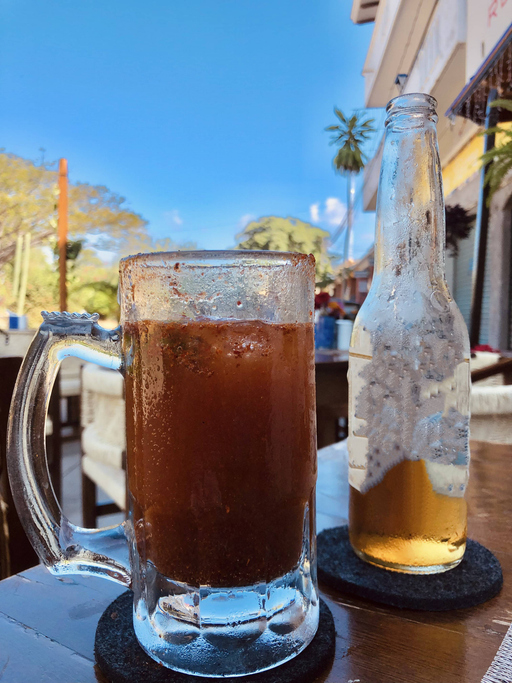 Y a todo esto: ¿Quién y dónde se inventó la Michelada?