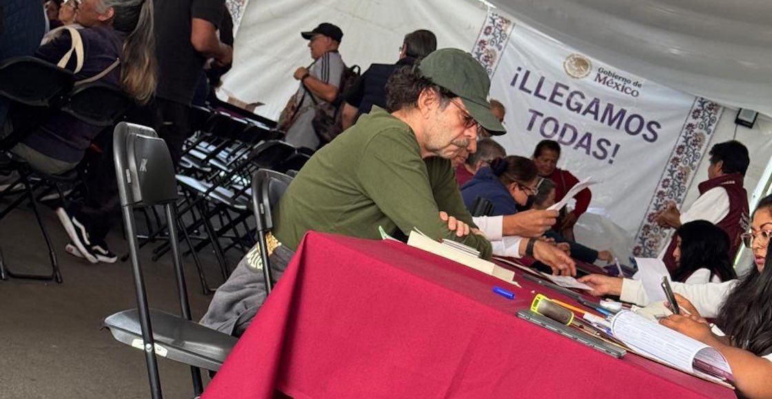 Gabriel Quadri criticó la pensión del Bienestar… pero ya fue a tramitarla