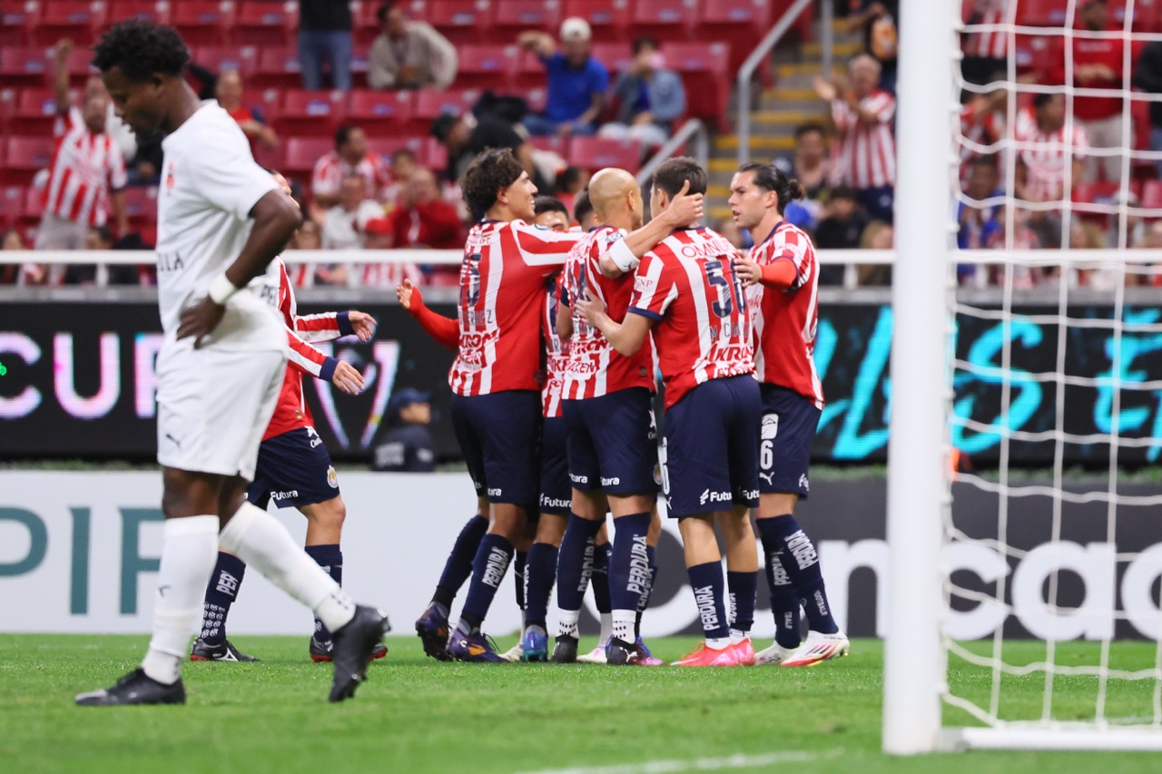 ¿Dónde ver el América vs Chivas?