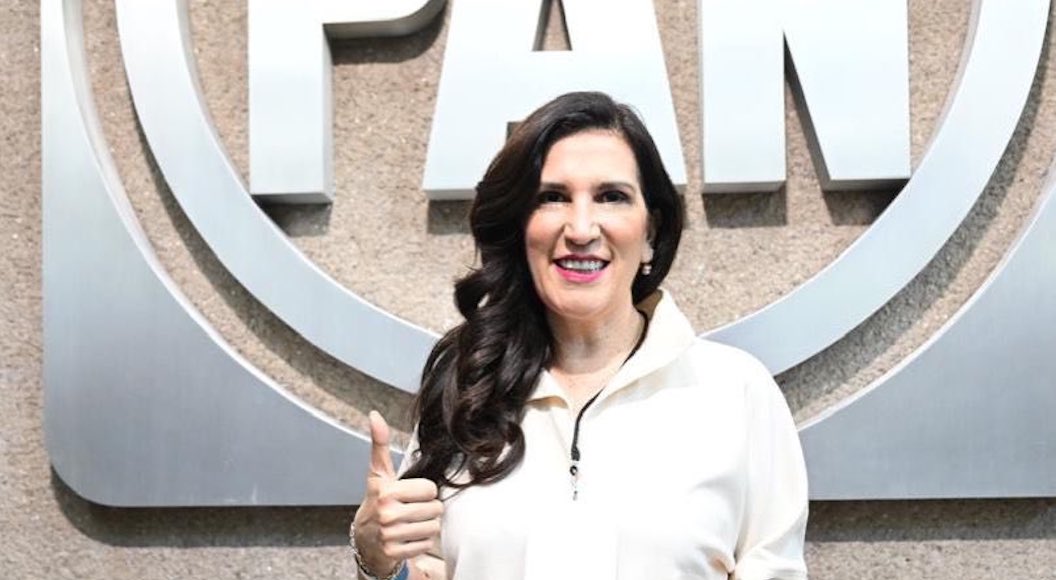 Diputada Kenia López Rabadán propone cambiarle nombre oficial a México