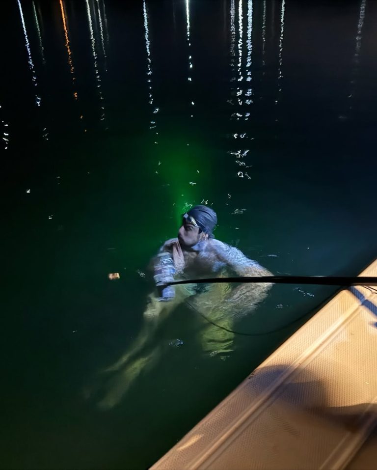 David Olvera, el mexicano que conquistó Manhattan con su récord mundial en aguas abiertas