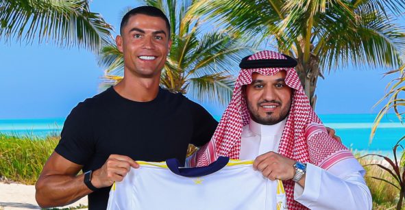 Es oficial: Cristiano Ronaldo renueva con Al Nassr hasta 2027