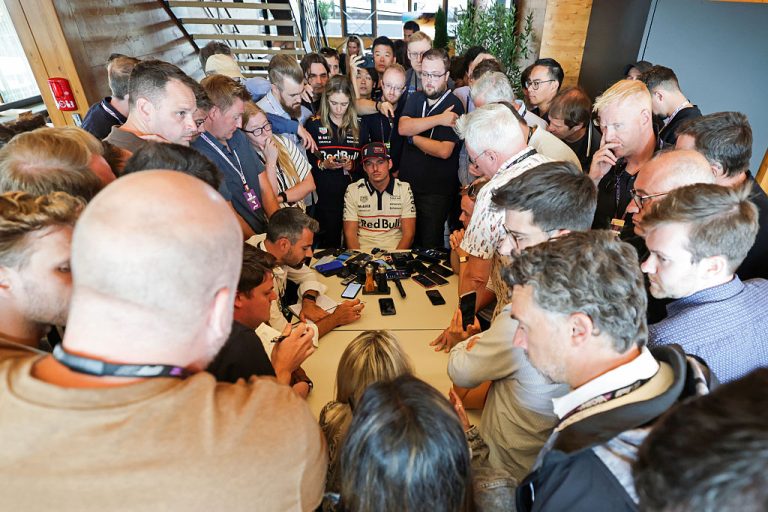 Max Verstappen aclara su situación con Red Bull y Mercedes: "No se ha ...