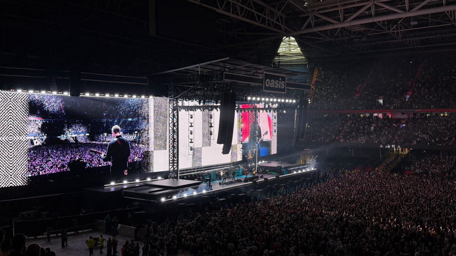 Oasis 2025: Setlist completo del segundo concierto en Cardiff