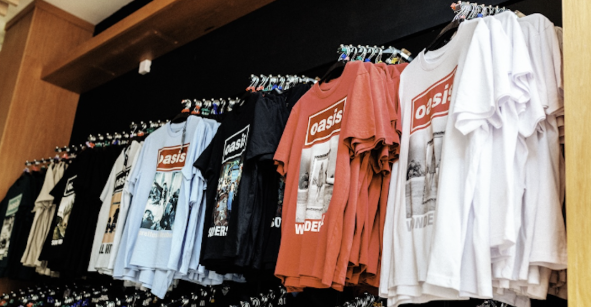 Abre Oasis Fan Store México: Cómo llegar, precios de merch y toda la ...