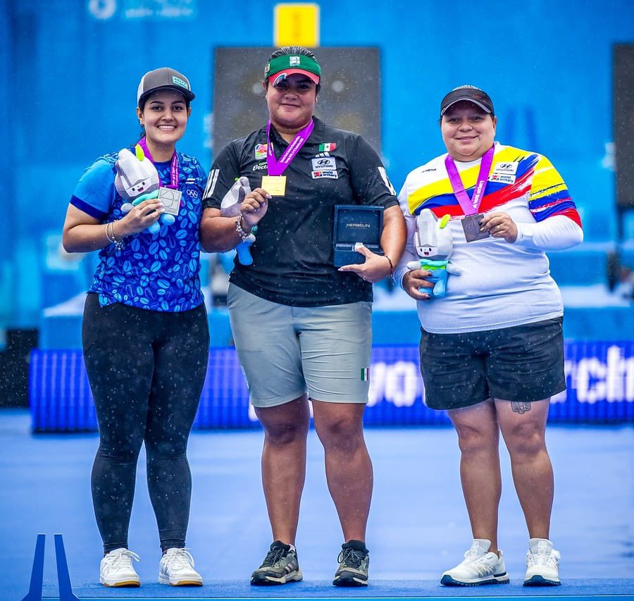¡La mejor del mundo es mexicana! Andrea Becerra y su histórico campeonato mundial en Tiro con Arco