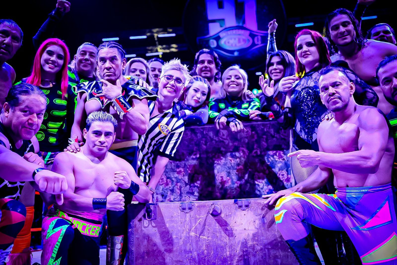 CMLL abre las puertas al inframundo para Día de Muertos - Sopitas.com