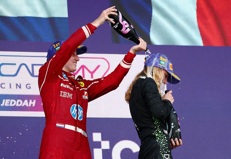 ¿Qué necesitan Doriane Pin y Maya Weug para ser campeonas de la F1 ...
