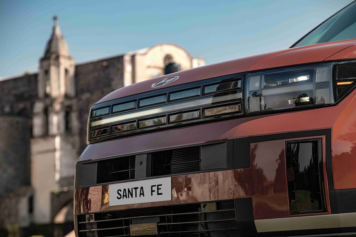 ¿Quieres vivir el Mundial? Hyundai Santa Fe HEV es la respuesta